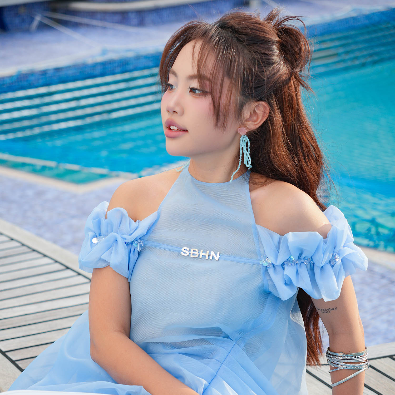 Phương Mỹ Chi tự tin đối đầu sao quốc tế tại “Sing!Asia” | ELLE