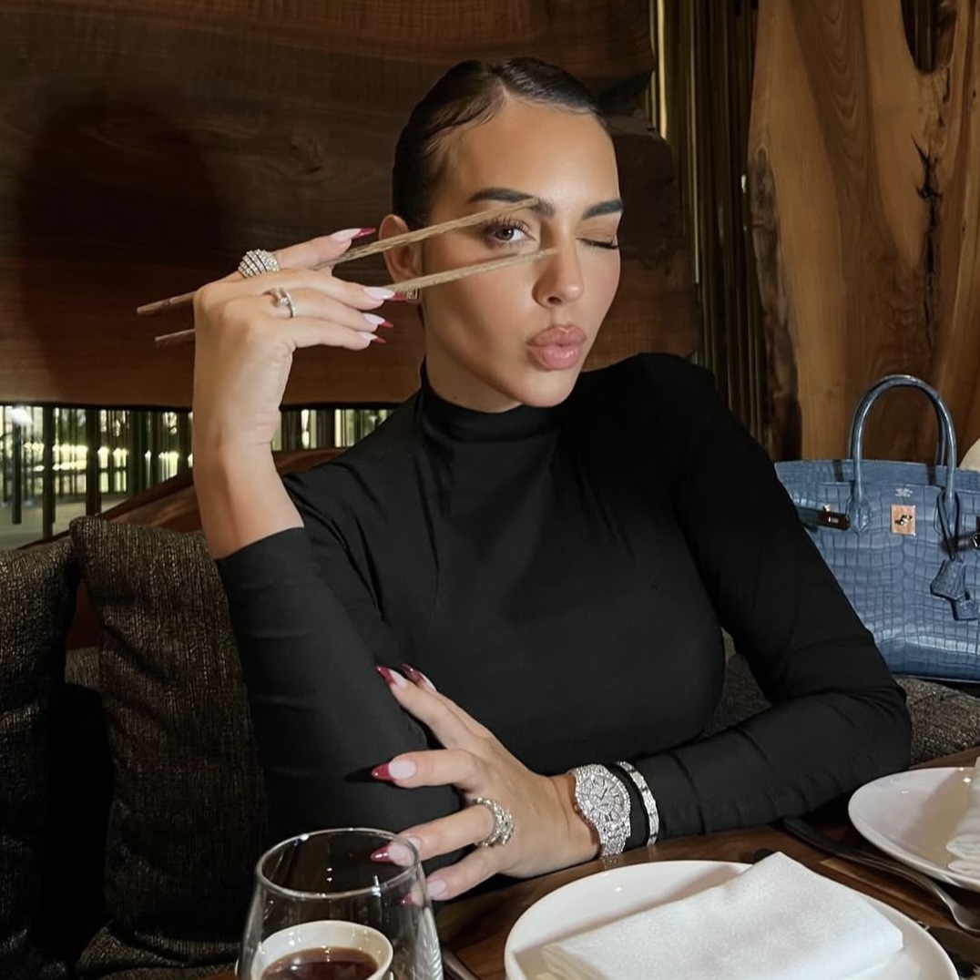 Georgina Rodríguez và thói quen làm đẹp từ bên trong | ELLE