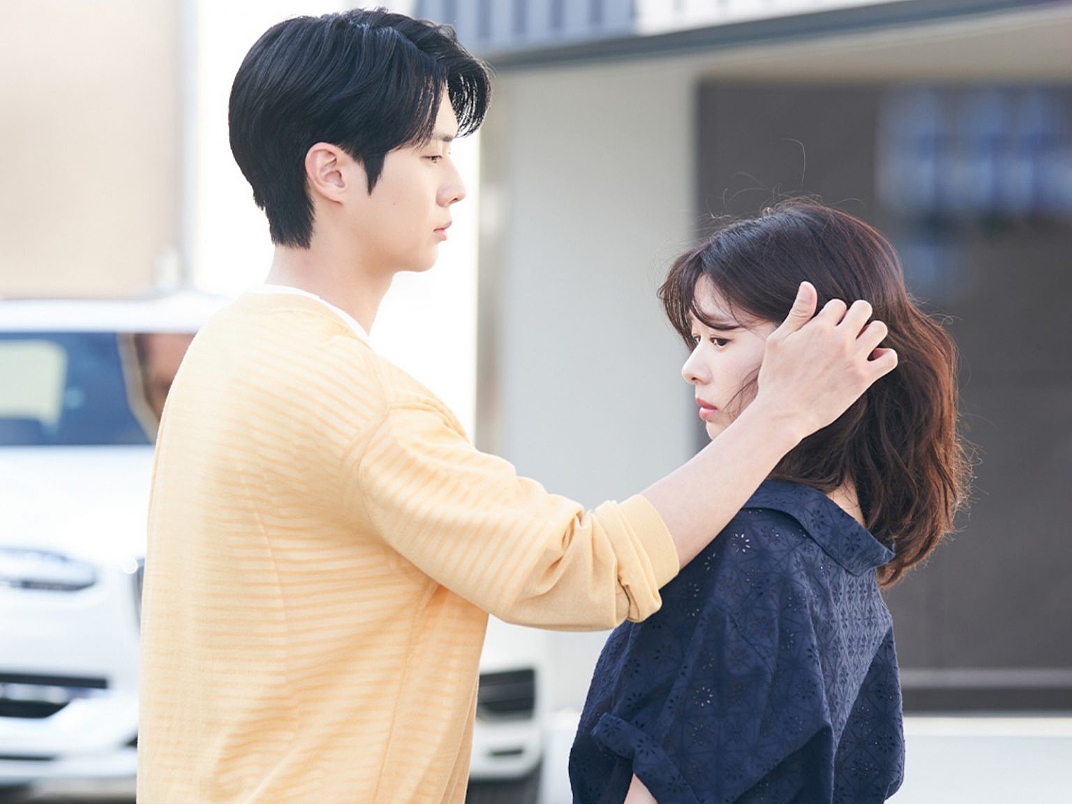 “Hãy Lấy Em Đi”: “Cơn sốt” rom-com mới của nhà đài SBS | ELLE