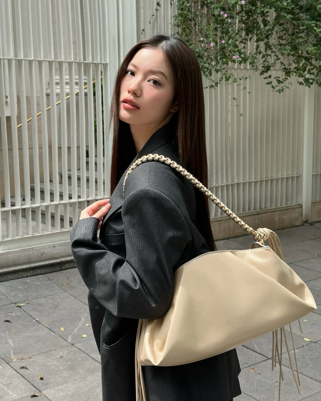 F5 tủ đồ với 5 local brand túi da nhân dịp siêu sale 8/8 | ELLE